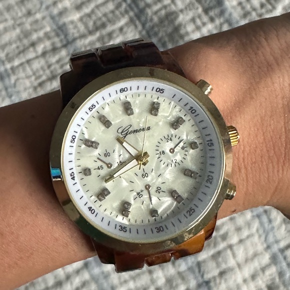 Geneva | Accessories | Tortoise Shell Watchneeds New Battery | Poshmark